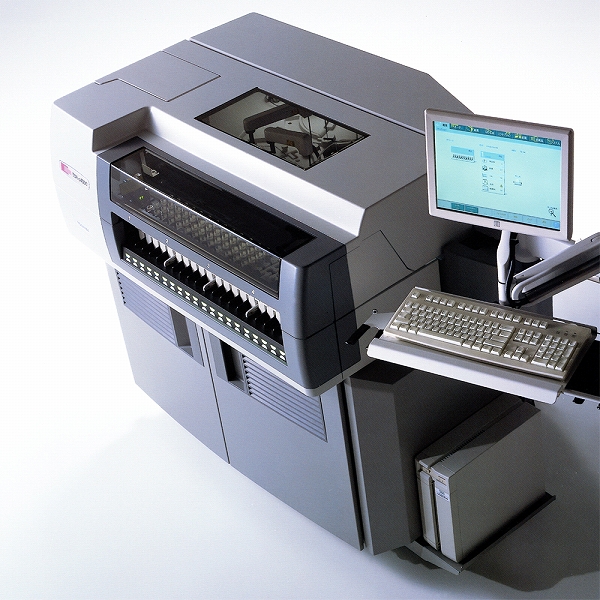 臨床化学自動分析装置 TBA™-c4000